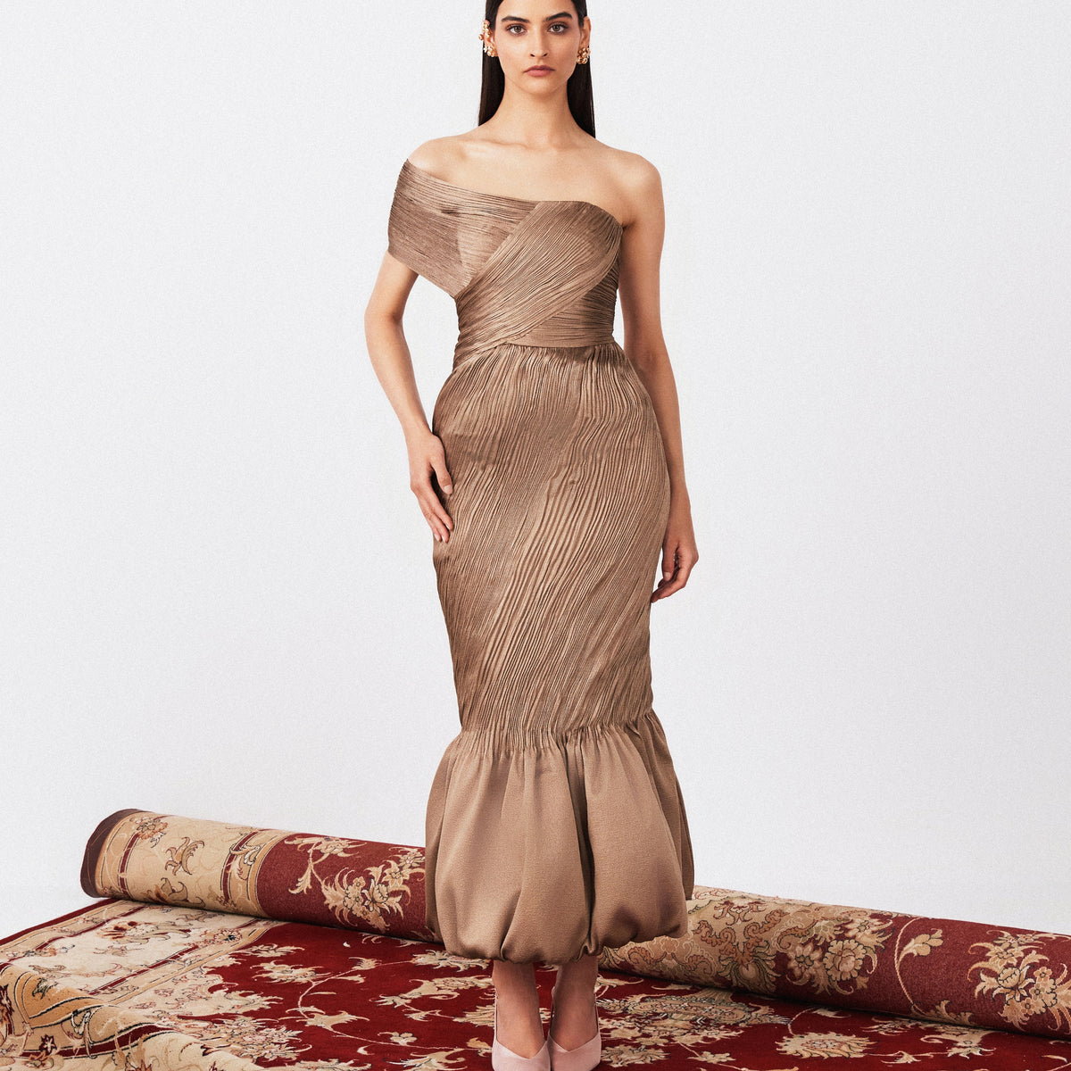 Full Bodice Fit Fabric Manipulation Gown With Balloon Cut Detail At Th ...